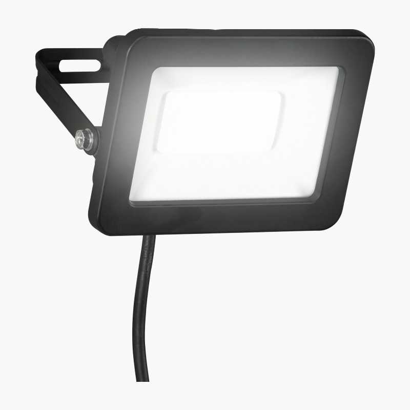 Strålkastare LED, 2400 lm, 30 W, IP65 - Biltema.se